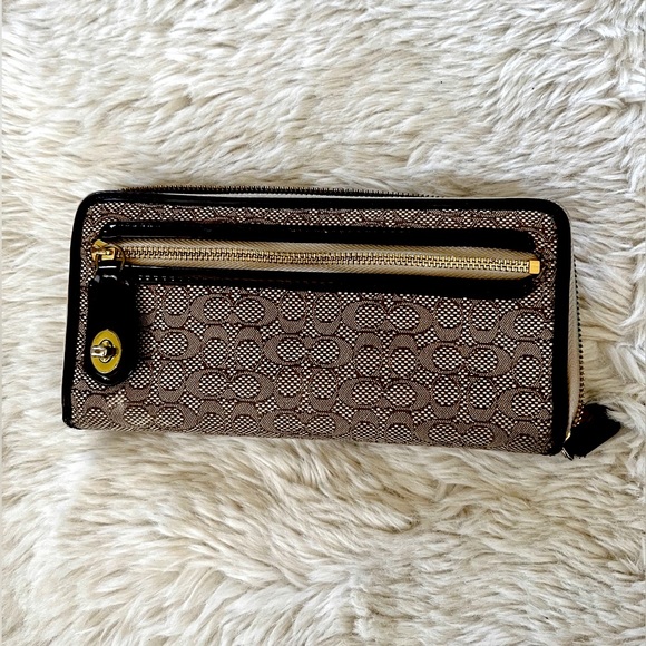 Coach | Bags | Coach Monogram Wallet | Poshmark